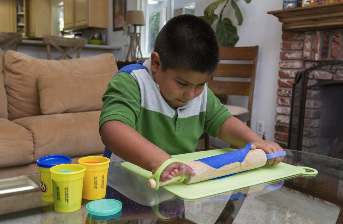 Adaptations: Back to School – Hands to Love